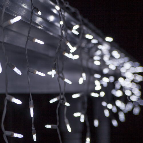 Cool White M5 LED Icicle Lights on White Wire - Wintergreen Corporation ...